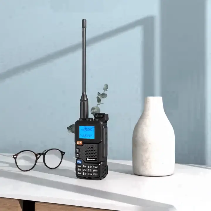 วิทยุสื่อสาร Motorola X6 อินเตอร์คอมระยะไกล 10 กม U / V Dual Band สอง ...